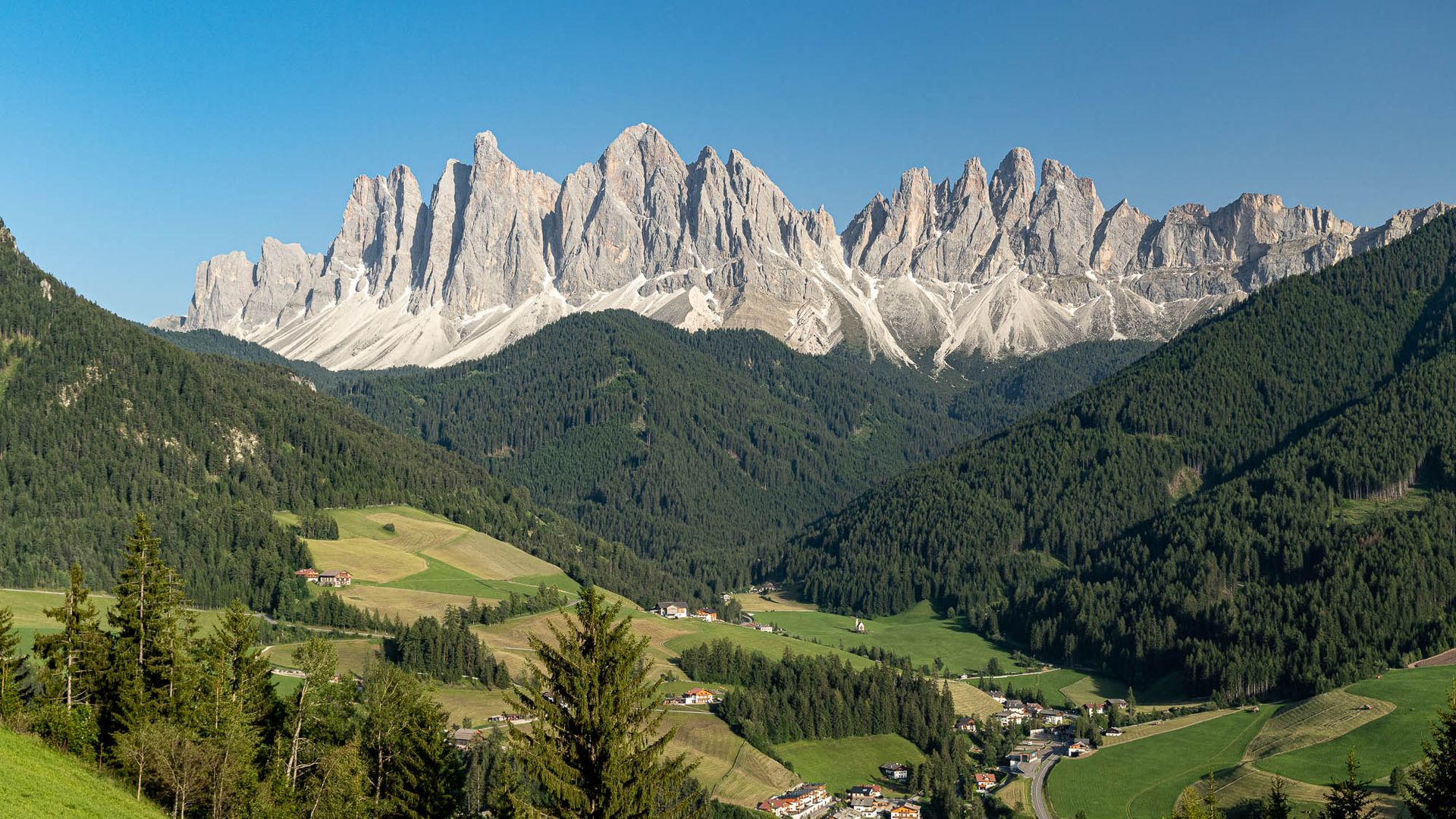 Villa Messner in Villnöss - Mitten im Herz der Dolomiten